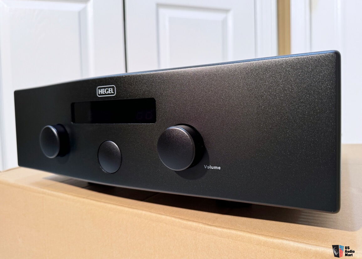 Hegel Music Systems H300 Reference Integrated Amplifier & DAC ~ 250 x 2 ...