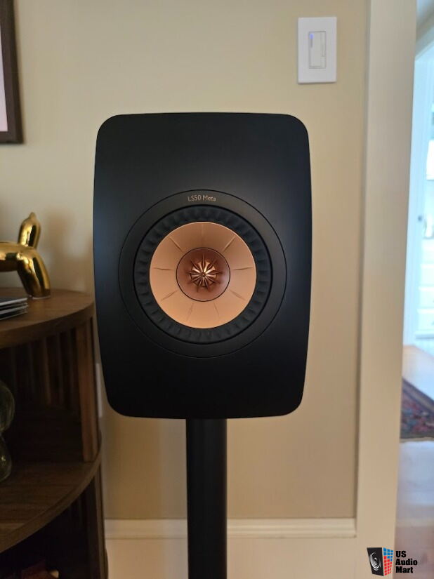 KEF LS50 Meta speakers in Carbon Black