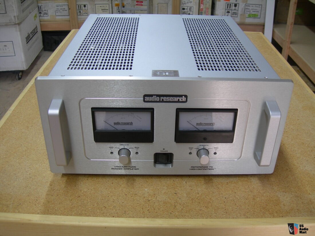 AUDIO RESEARCH Ref-75 SE....Silver....4500.00 Sold....Sold Photo ...