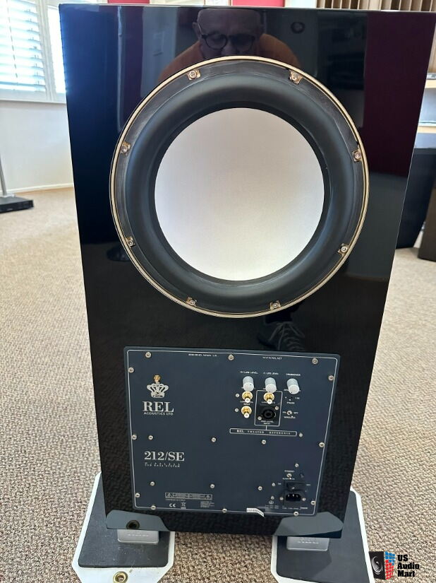 REL 212SE PAIR as new Photo #5145443 - US Audio Mart