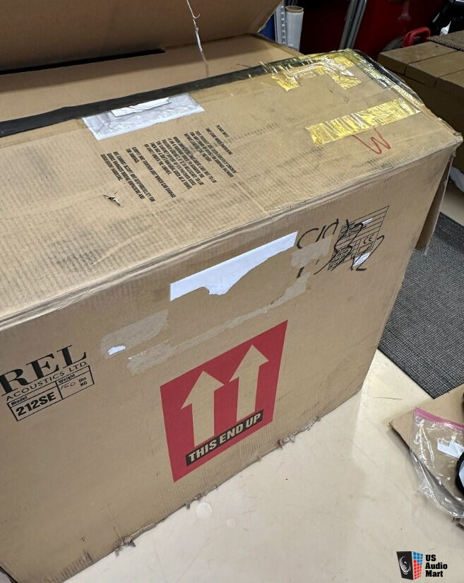 REL 212SE PAIR as new