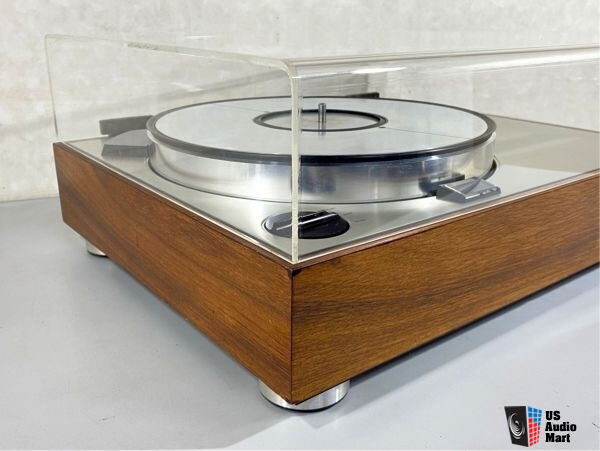 Luxman PD-300 Belt-driven Vacuum hold-down Turntable Photo #5145606 ...