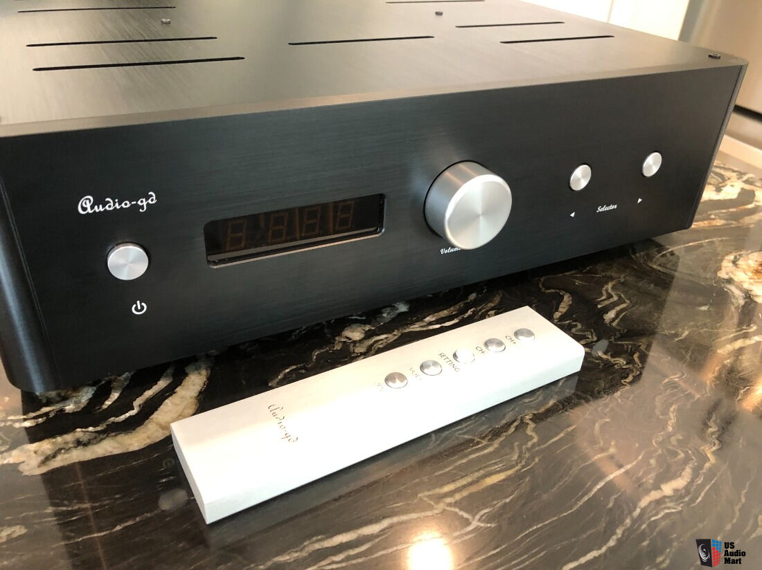 AUDIO GD HE-1 MK2 Preamplifier (Regenerative Power Supply) Photo ...