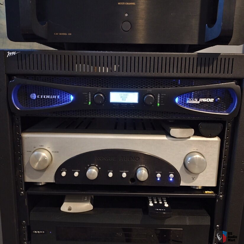 Crown XLS 2502 Amplifier