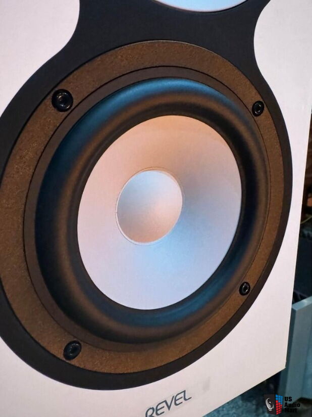Revel M126be Book Shelf Speakers with Beryllium Tweeters Photo #5154048 ...