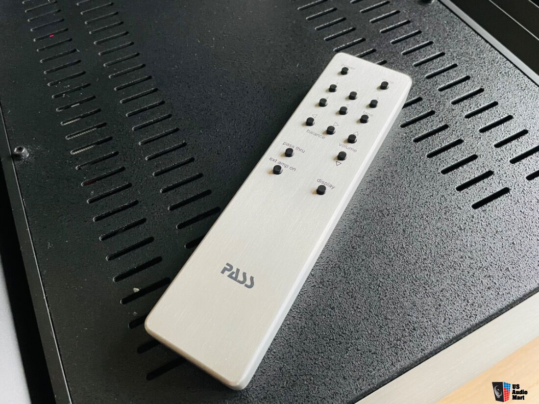 Pass Labs INT 30A Intergrated Amplifier Photo #5157161 - US Audio Mart