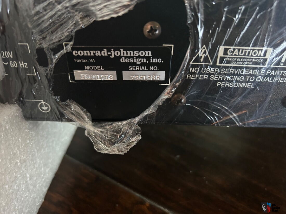 Conrad Johnson 17ls preamplifier Photo #5162376 - US Audio Mart