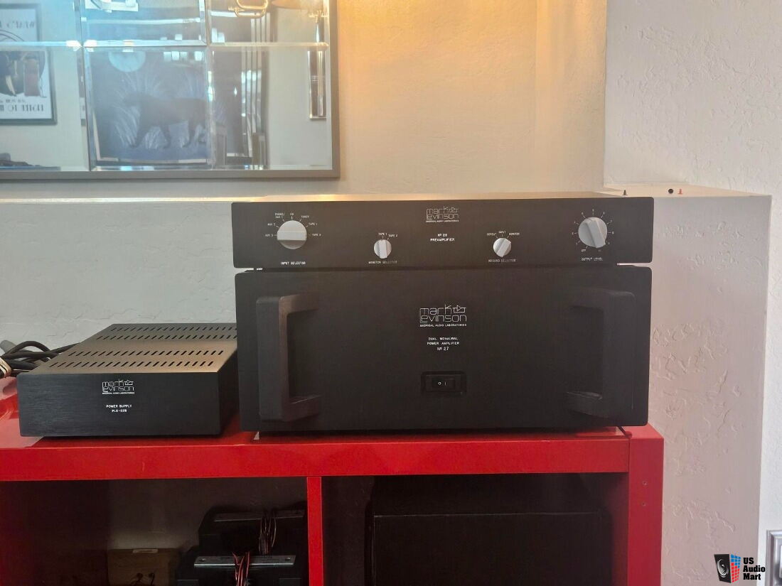 Mark Levinson No 27 and 28 Preamplifier and Amplifier