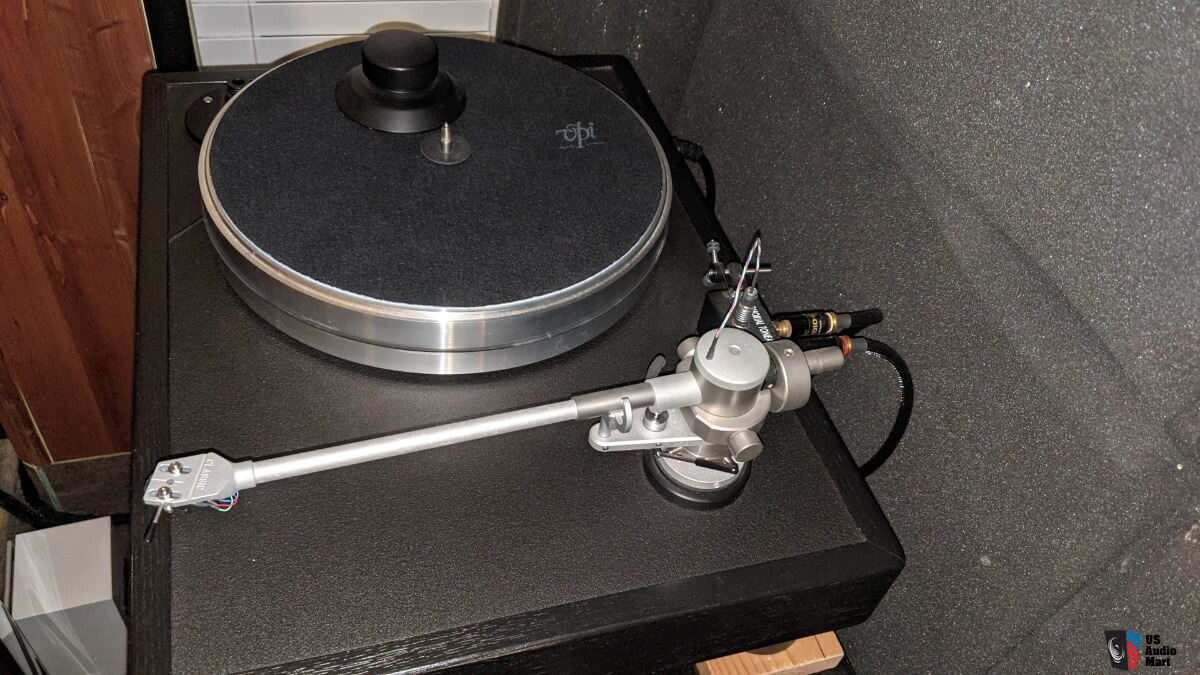 VPI Classic. 30th Anniversary black oak Photo #5164280 - US Audio Mart