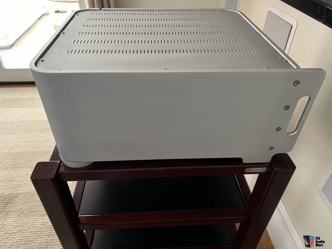 Plinius Odeon 7 Channel Amplifier - Silver Photo #5164752 - Canuck ...