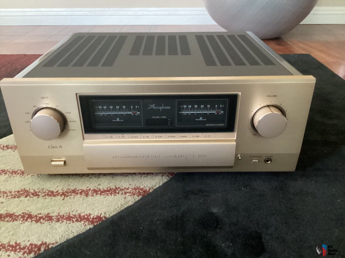 Accuphase E650 pure class A precision integrated amplifier, previously ...