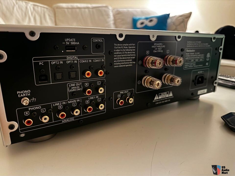 Technics SU-G700 Integrated Amplifier (Silver)