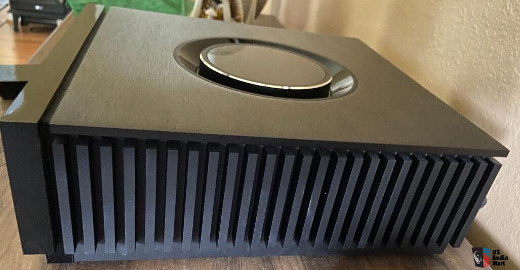 NAIM Uniti ATOM all in one player with NAC A5 speaker cables. Excellent ...