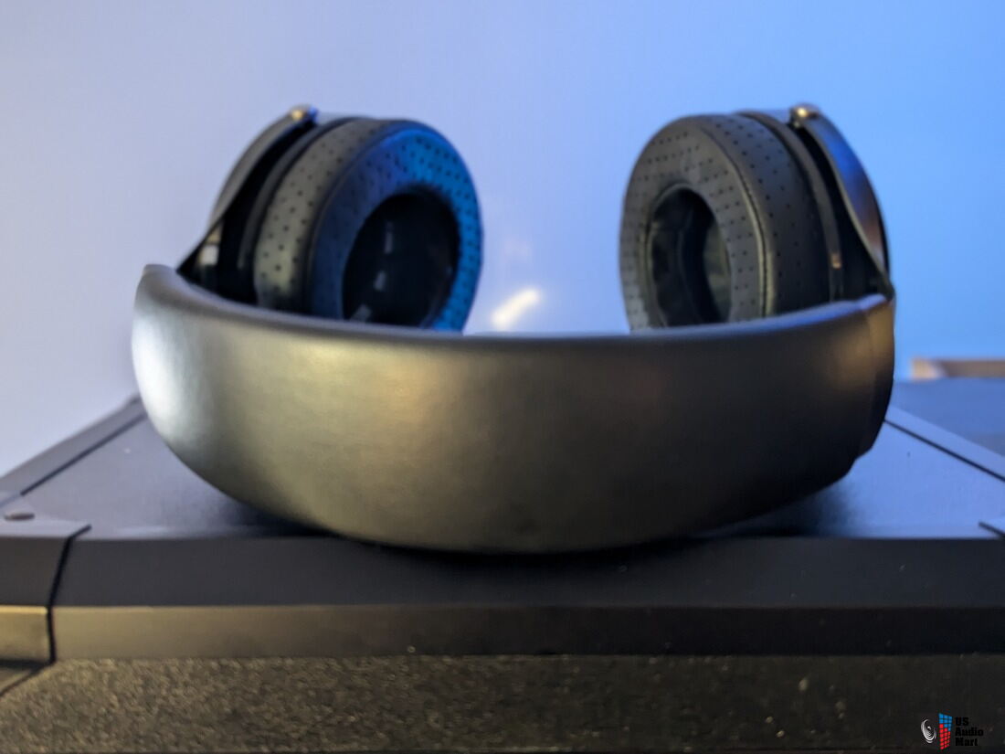 Focal Utopia High-Fidelity Over-Ear Open-Back HI-FI Headphones OG Photo ...