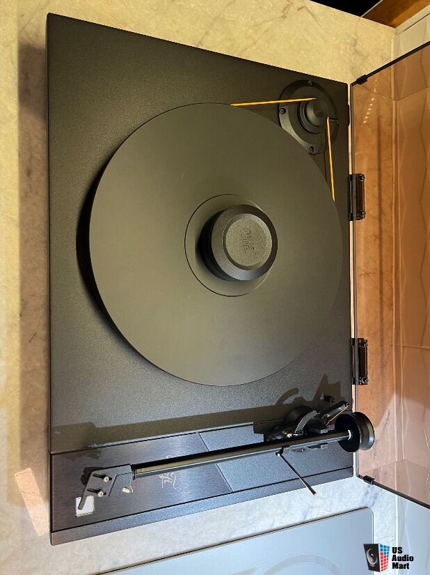 MoFi StudioDeck turntable for sale or trade for tube preamp Photo ...