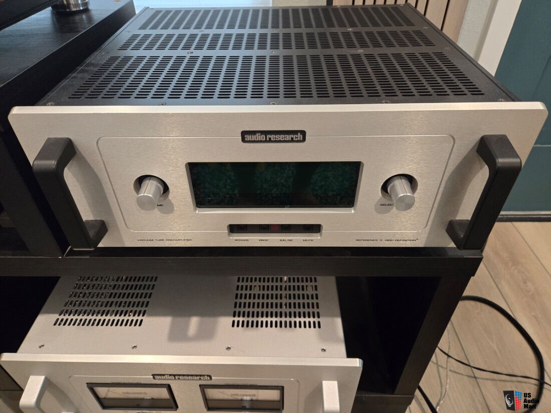 Audio Research Reference 3 preamplifier