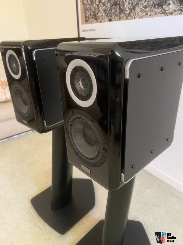 TAD ME1 with Stands - Black