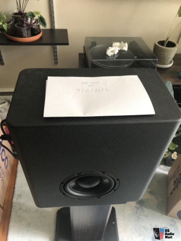 Mesanovic CDM65 (CONTROLLED DIRECTIVITY MONITOR) Active Monitor with ...