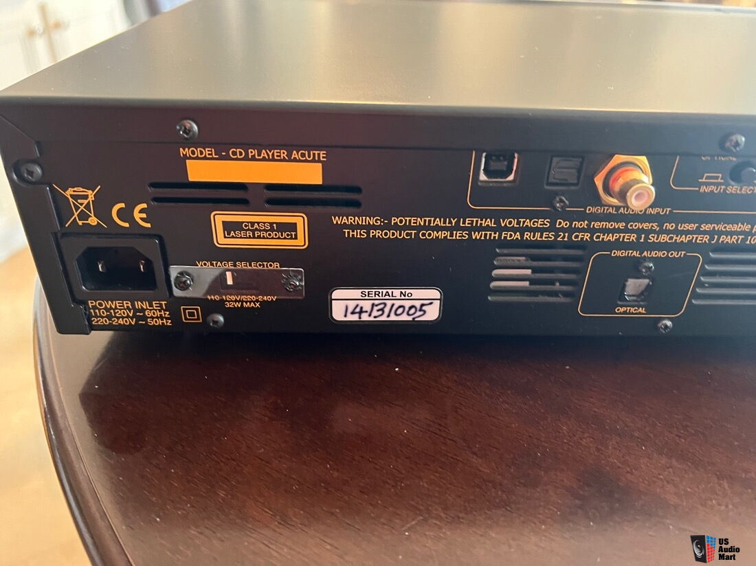 E.A.R. ACUTE 3 CD Player/Tube USB DAC Excellent Condition Photo ...