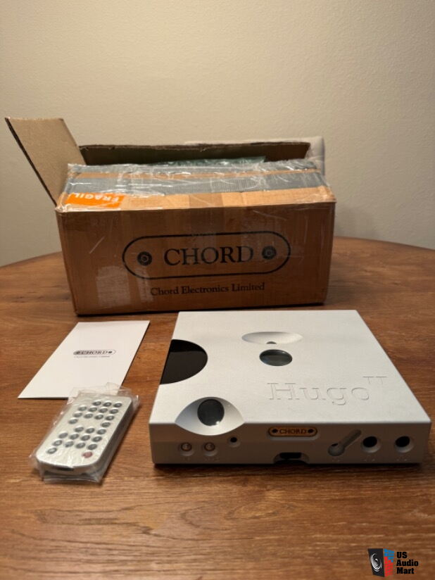 Chord Hugo tt dac (silver w/ box and remote) For Sale - Canuck Audio Mart