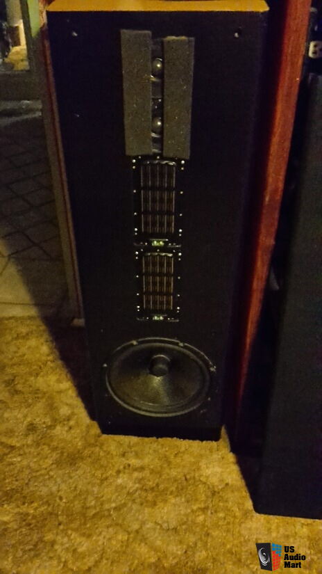 A very nice pair VMPS RM 2 speakers, completely refurbished in past ...