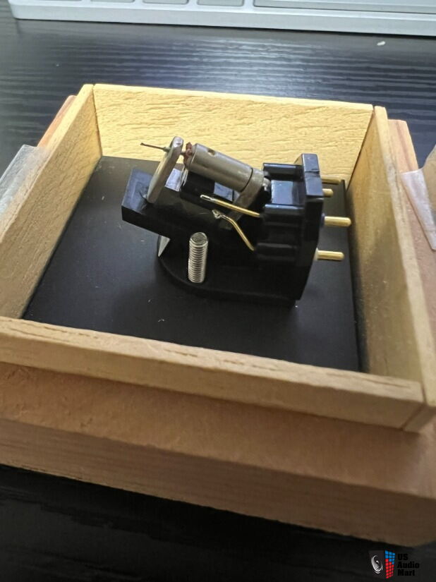 Sumiko Blackbird high output MC cartridge For Sale - UK Audio Mart