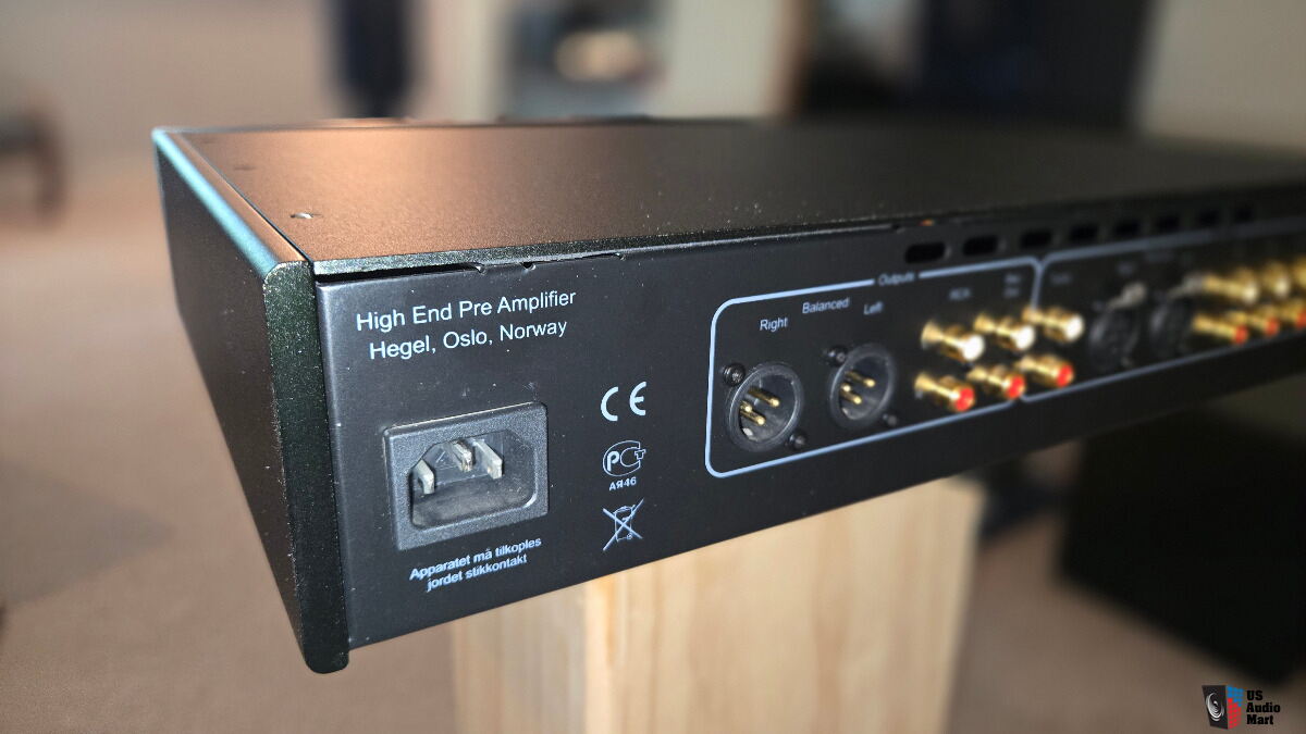 Hegel P20 Preamplifier-Black Photo #5189323 - US Audio Mart