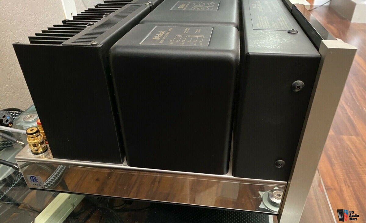 Mcintosh MC252 Power Amp, Smallest footprint for tight spaces Photo ...
