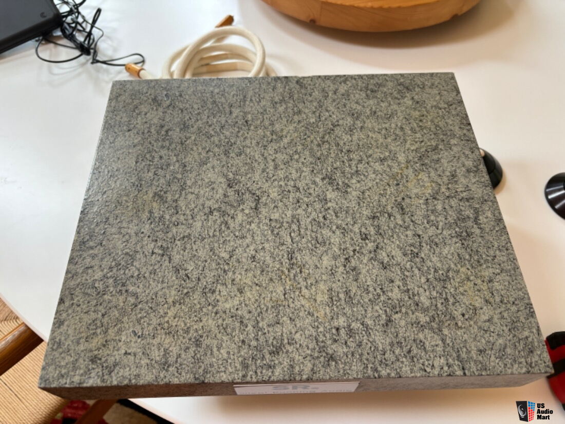 SRA VR Platform (13" W x 11" D x 1.75" H) Photo #5203084 - US Audio Mart