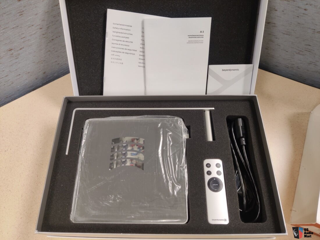 Beyerdynamic A2 Audiophile Headphone Amplifier with Remote Control and ...