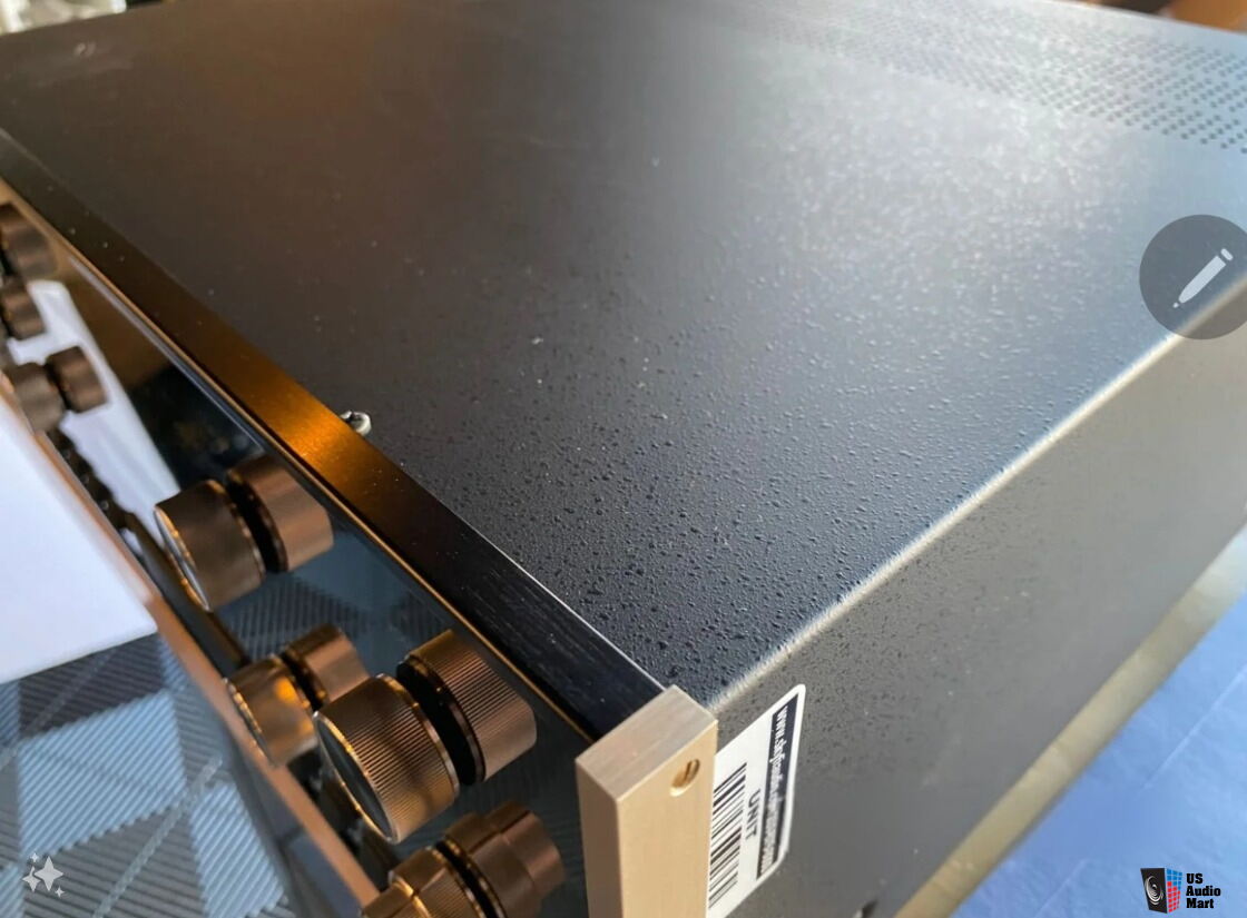 McIntosh MX130 Preamplifier Photo #5206246 - UK Audio Mart