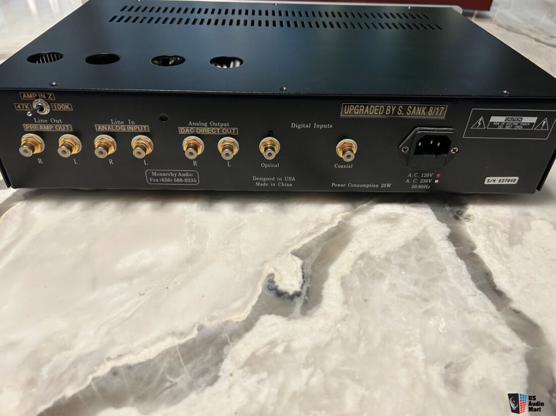 Monarchy Audio M24 DAC/preamp Photo #5212949 - US Audio Mart