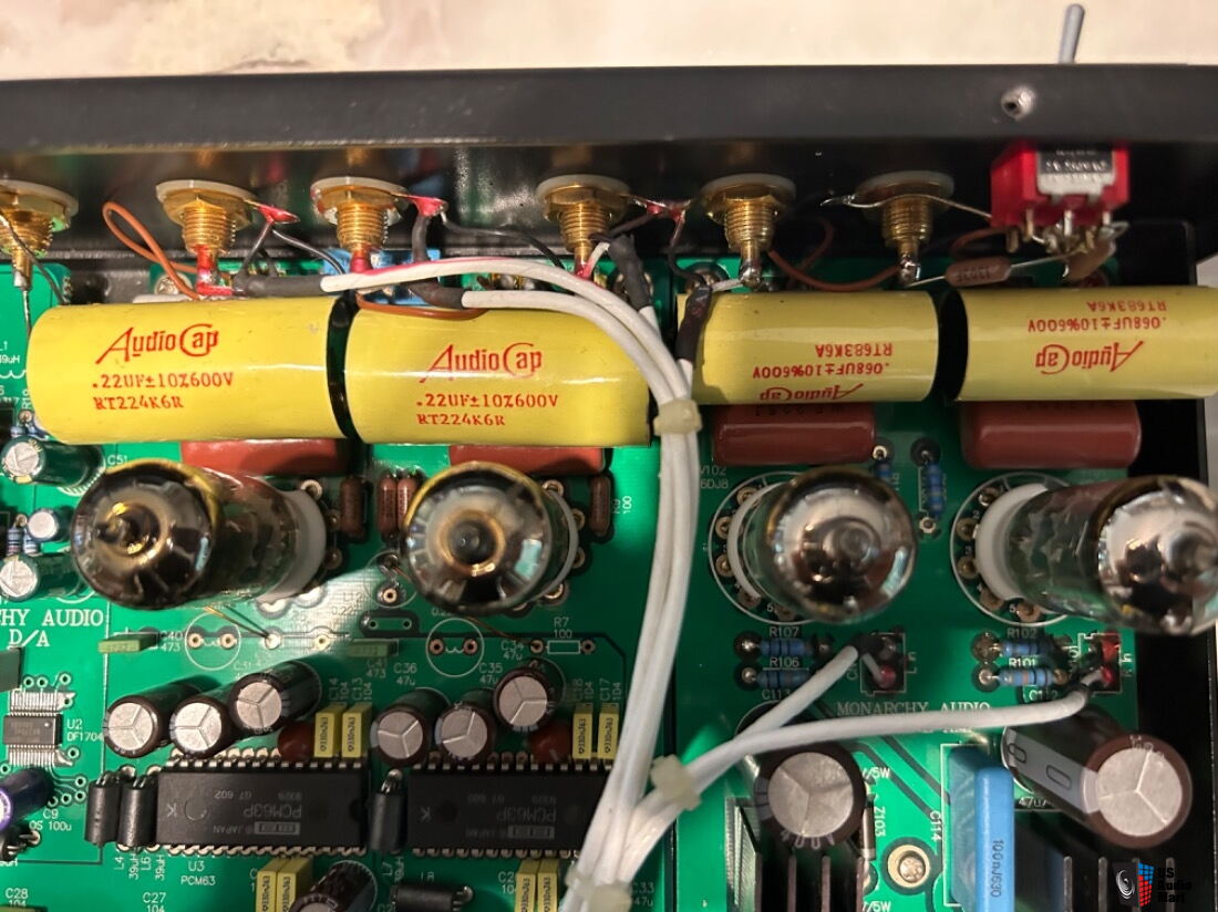 Monarchy Audio M24 DAC/preamp Photo #5212954 - US Audio Mart