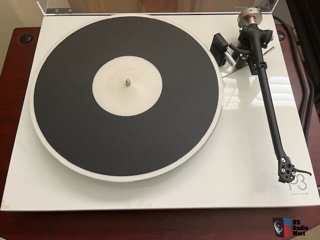 Rega Planar P3 white turntable w/ Sumiko Blackbird cartridge plus ...