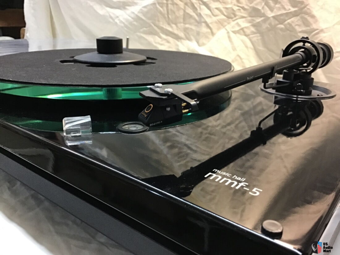 Music Hall MMF 5 turntable w Goldring 1022GX cartridge Photo #5219545 ...