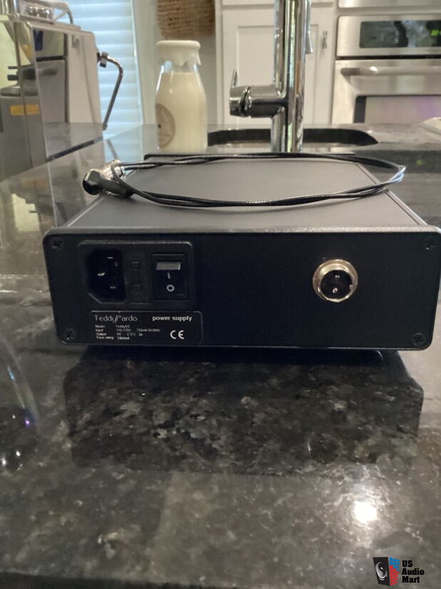 Chord. Cutest with Teddy Pardo power supply Photo #5223504 - US Audio Mart