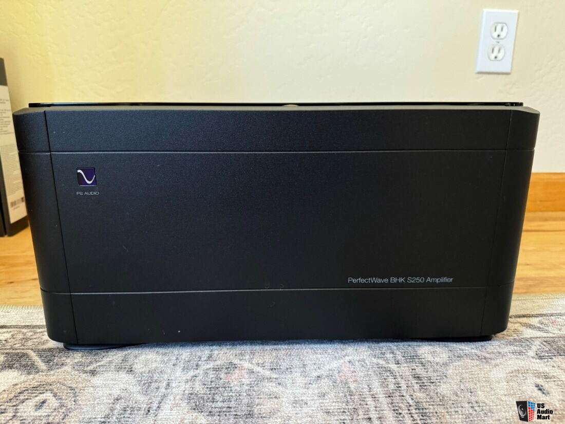 PS Audio BHK Signature 250 Stereo Tube Hybrid Power Amplifier - Black