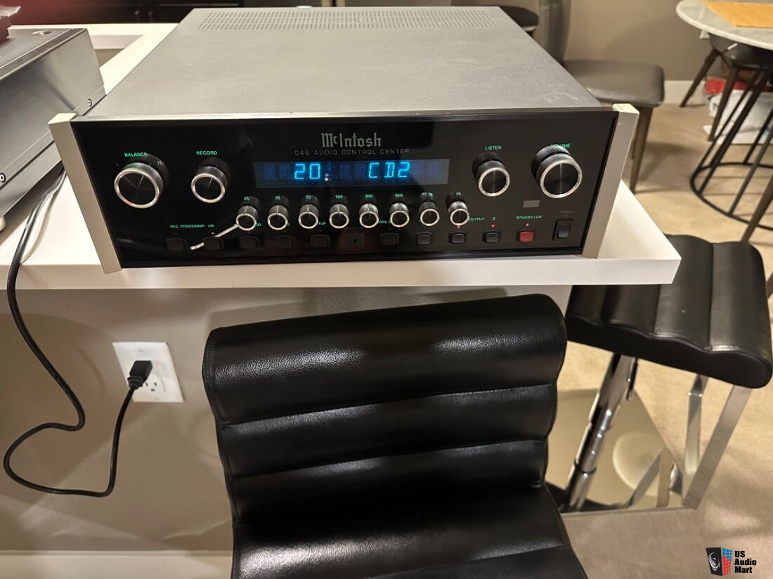 McIntosh C-46 Balanced Stereo preamplifier Room EQ Photo #5230616 - US ...