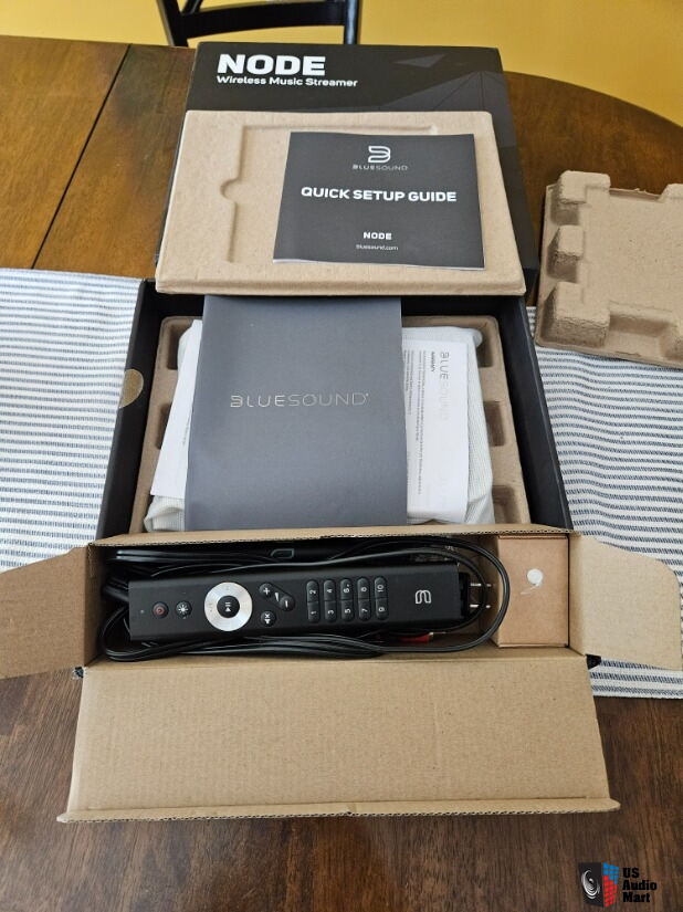 Bluesound node n130 with remote