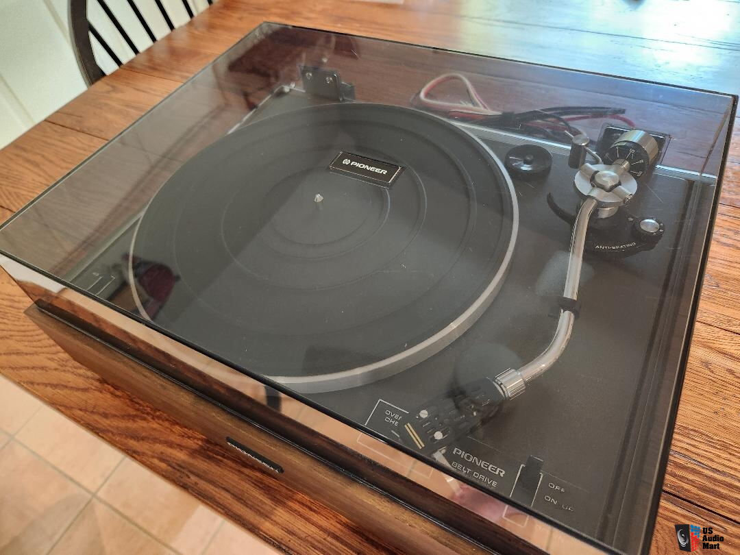 Vintage Pioneer PL-12D Turntable Photo #5237158 - US Audio Mart