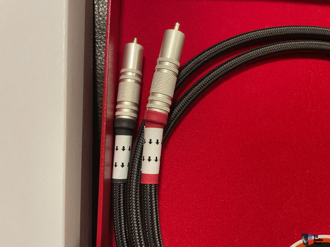 Black Cat Cable Lupo III / Silverwolf RCA Interconnects 1m pair PRICE ...