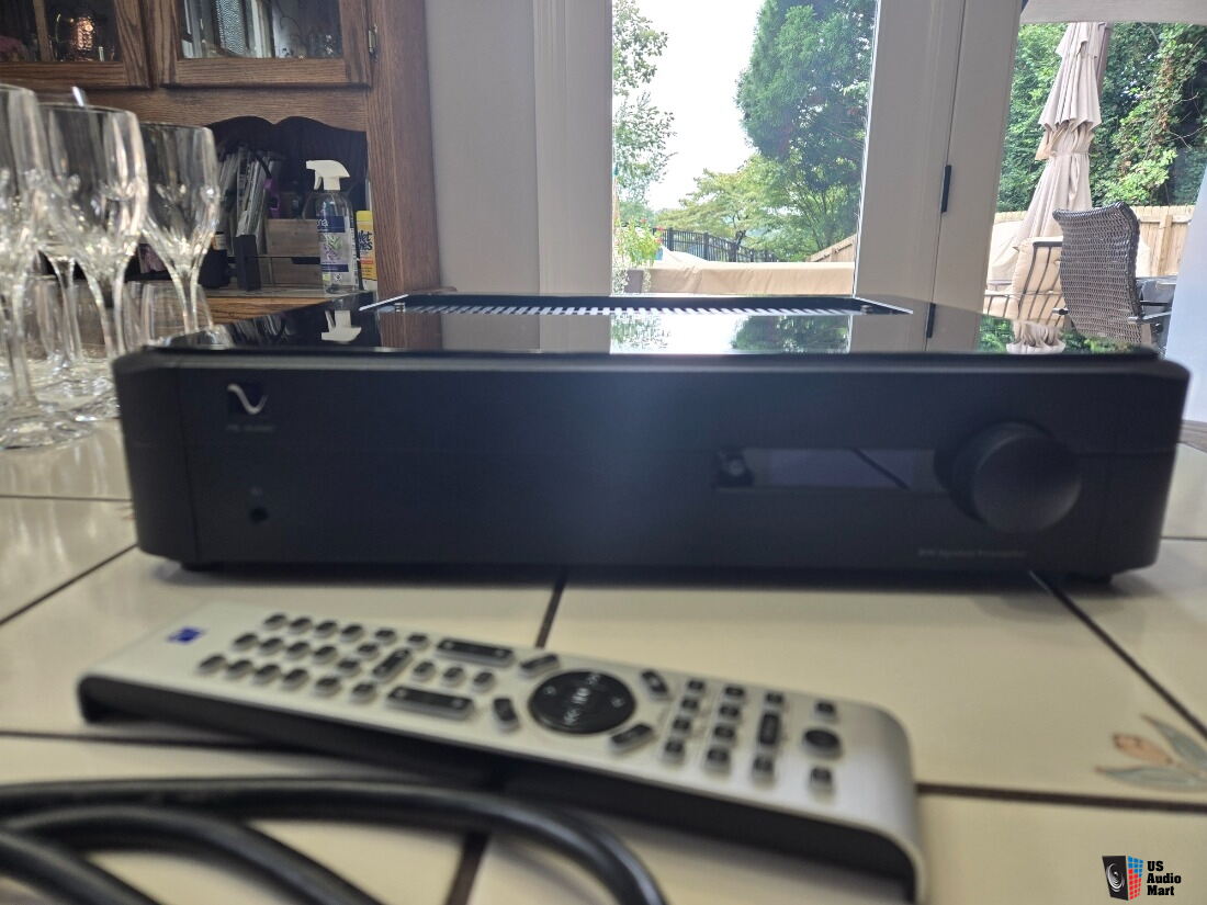 PS Audio BHK Preamplifier