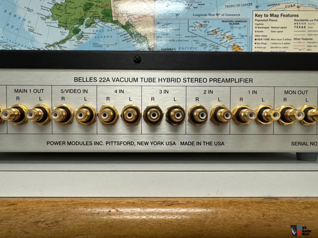 Belles 22A hybrid vacuum tube preamplifier with remote and packaging ...