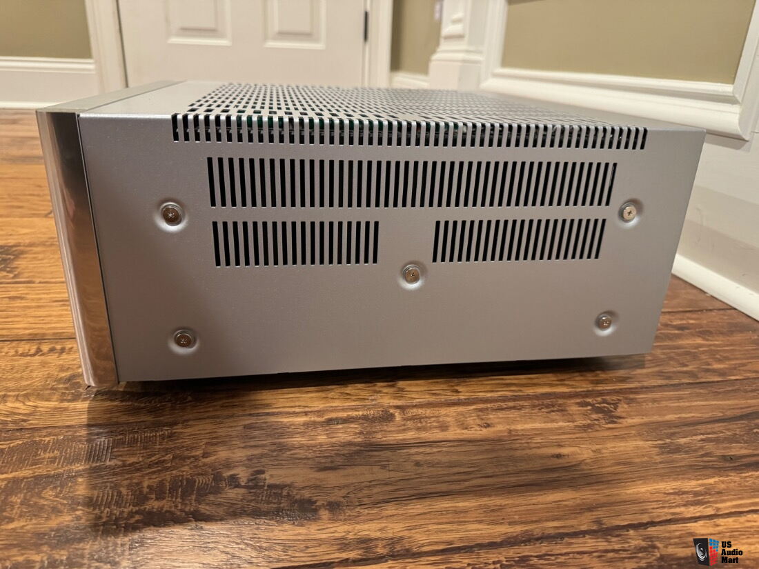Rotel RMB-1555 5 Channel Amplifier Photo #5240862 - US Audio Mart