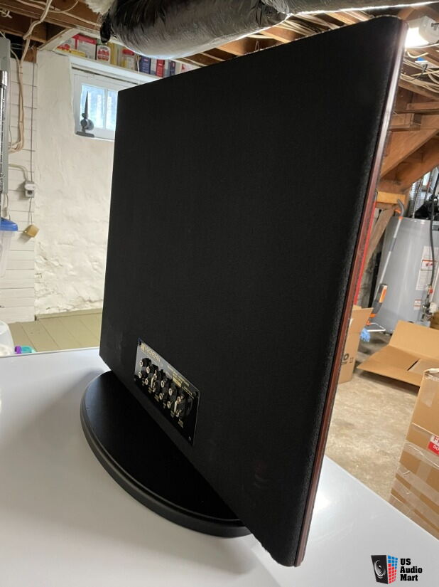 Magnepan DWM bass panel (black with dark cherry)