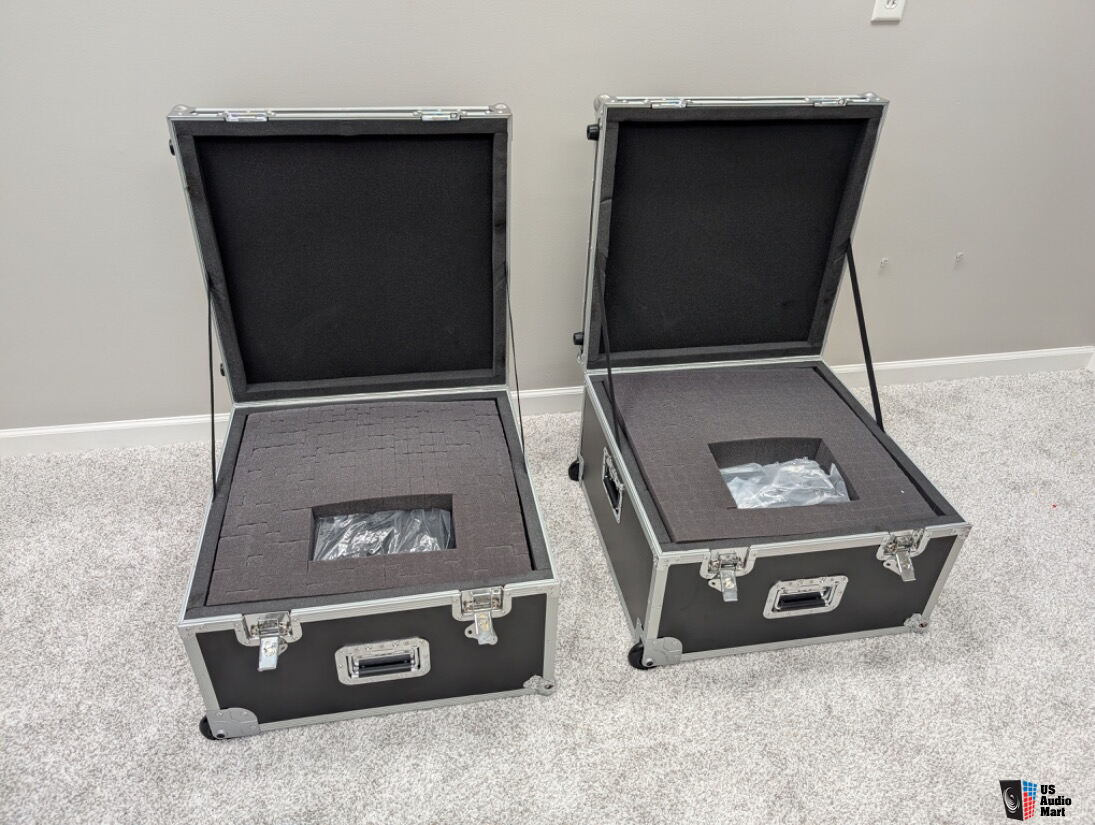 LampizatOr 211 True Balanced Monoblock Amplifiers Photo #5255275 - US ...