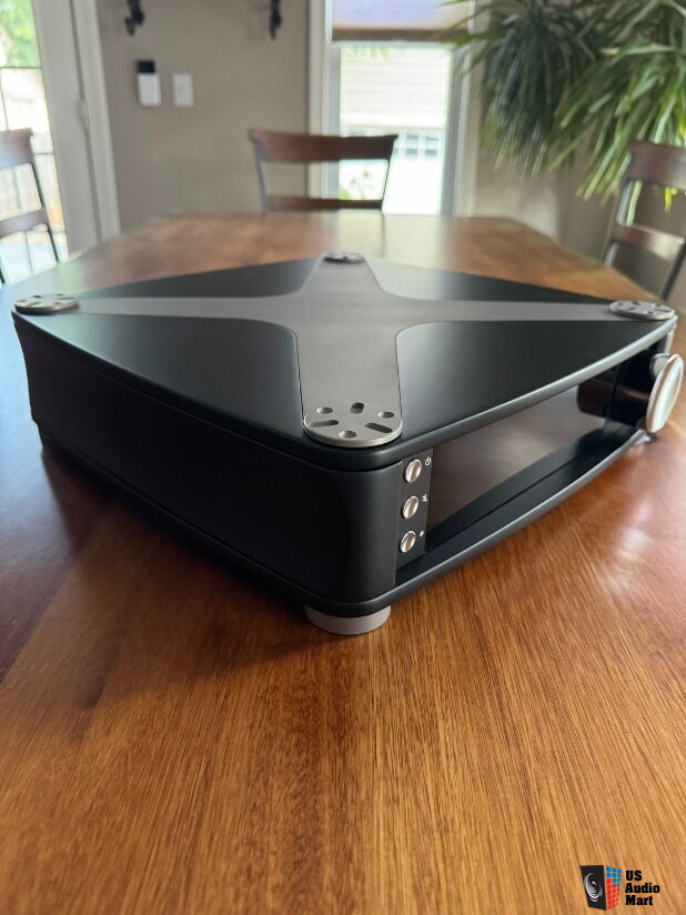 Aavik Acoustics I-580 Integrated Amp Photo #5257428 - Canuck Audio Mart