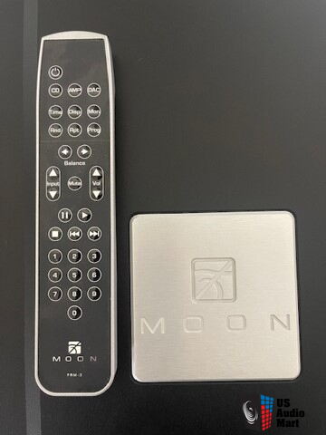 Simaudio Moon 740P Preamplifier