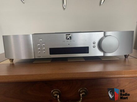 Simaudio Moon 740P Preamplifier
