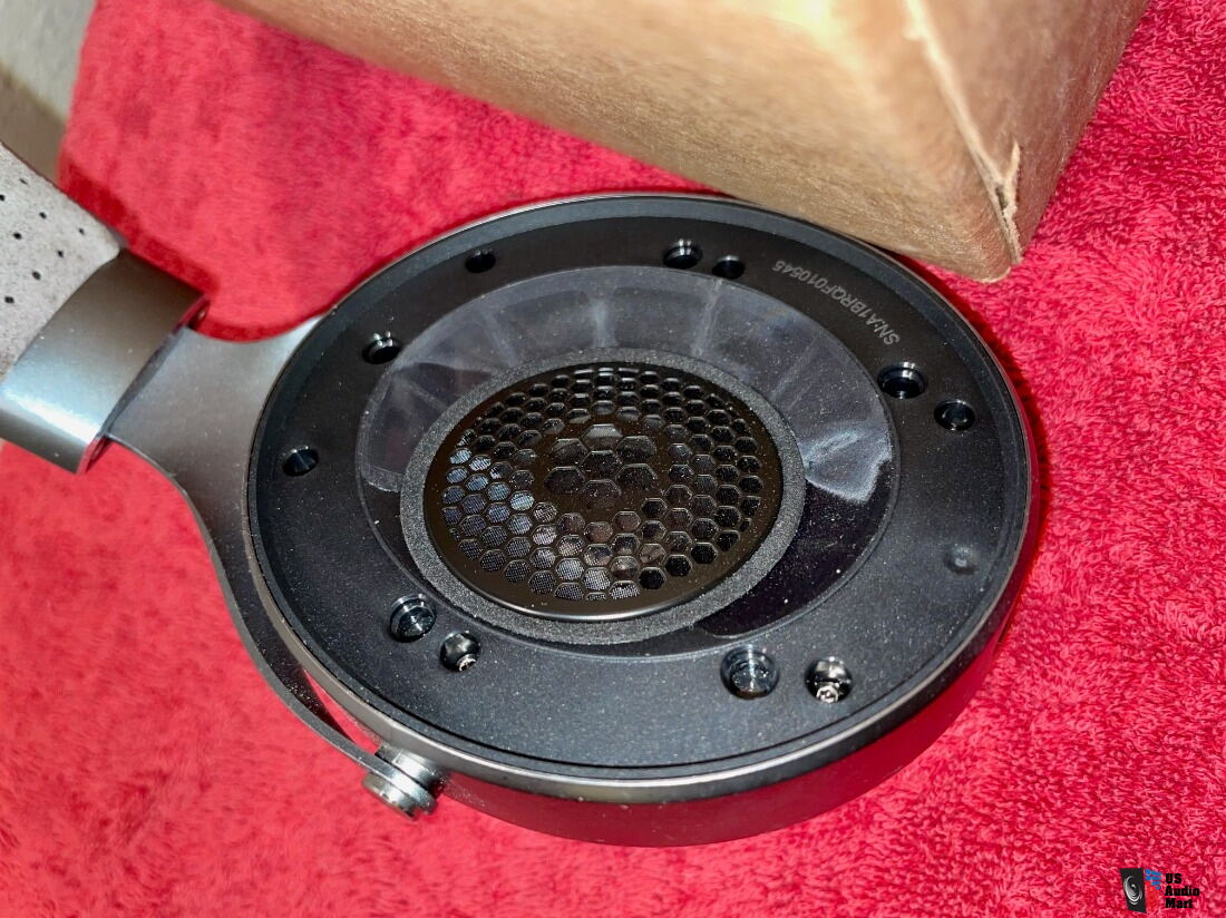 Focal Clear OG, case, balanced and unbalanced cables and two sets pads ...